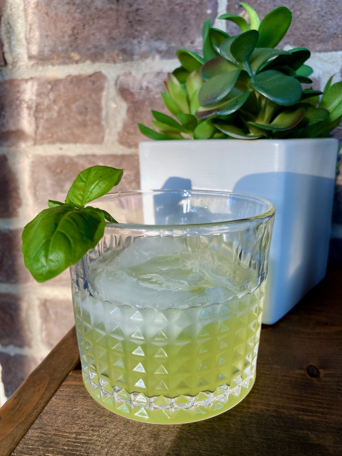 A Refreshing Basil Gin Smash | finding time for cooking