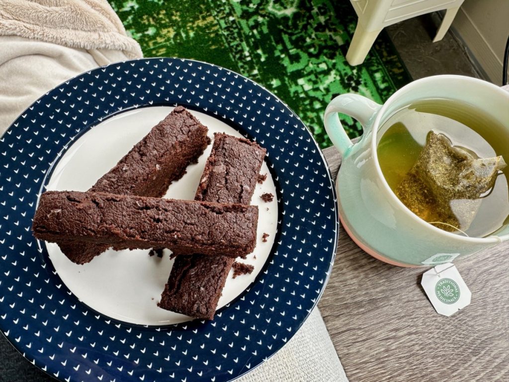 Salted Dark Chocolate Shortbread Cookies (Dairy-Free)