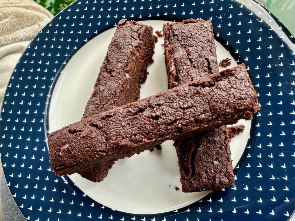 Salted Dark Chocolate Shortbread Cookies (Dairy-Free)