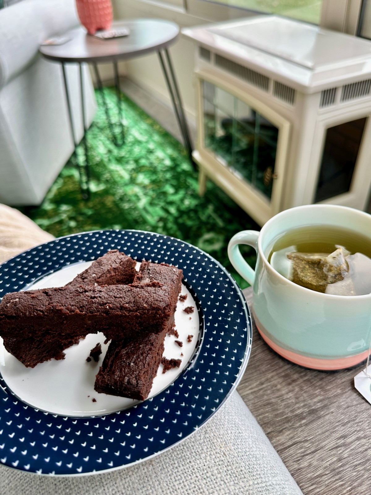 Salted Dark Chocolate Shortbread Cookies (Dairy-Free)